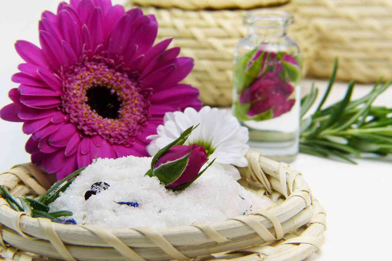 Peteşi Nedir Nedenleri Belirtileri Tedavisi - Selmasultan